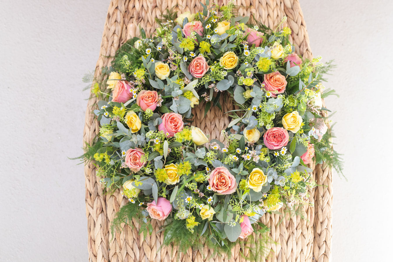 How Floral Tributes and Funeral Flowers Help You Say a Heartfelt Goodb ...